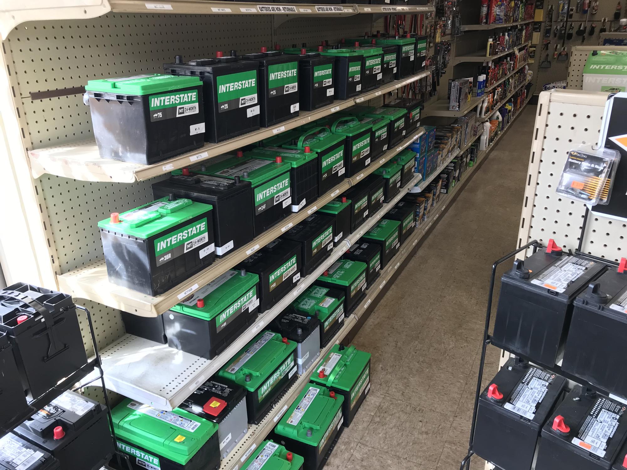 Royal Auto Parts & Custom · About Us