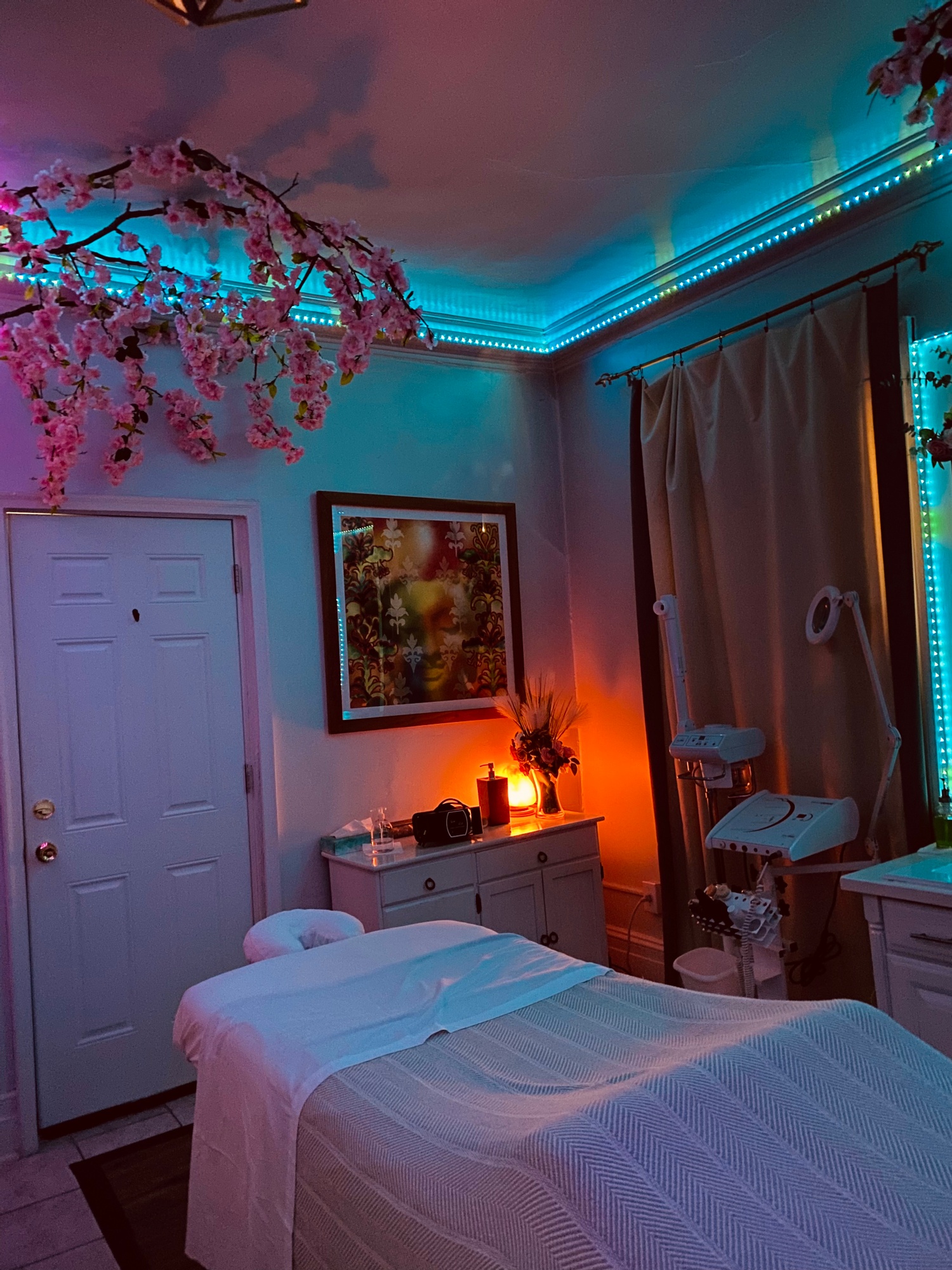 Spa Halcyon offers exceptional bodywork for all, women and men included ...