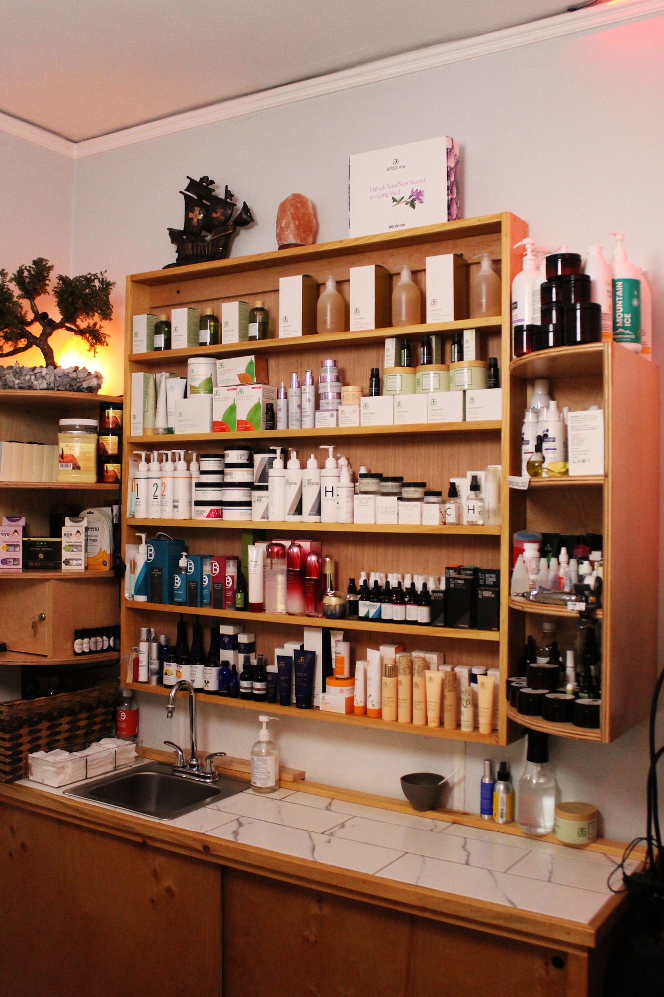 Spa Halcyon offers exceptional bodywork for all, women and men included ...