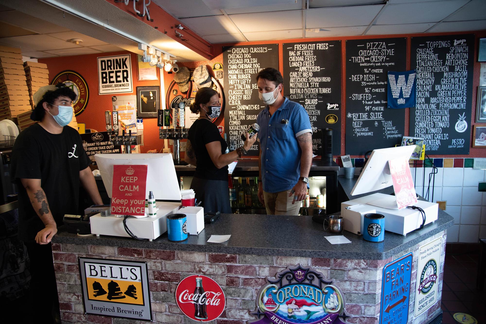 Lefty's Chicago Pizzera | Top Pizza Place in San Diego | Lefty's ...