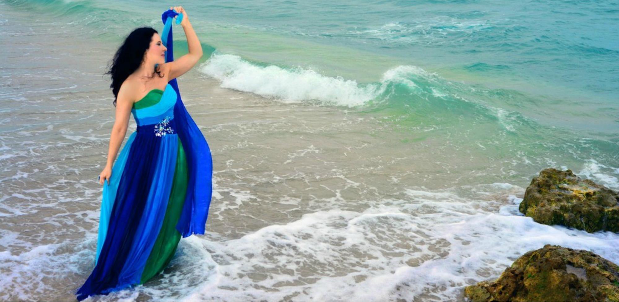 Amy Barbera | Inspirational Artist